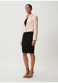 comma IM BOXY-STYLE - Blazer - beige - Zalando.de