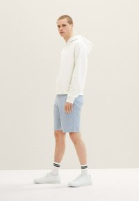 TOM TAILOR DENIM Shorts - blue white dobby/blau - Zalando.at