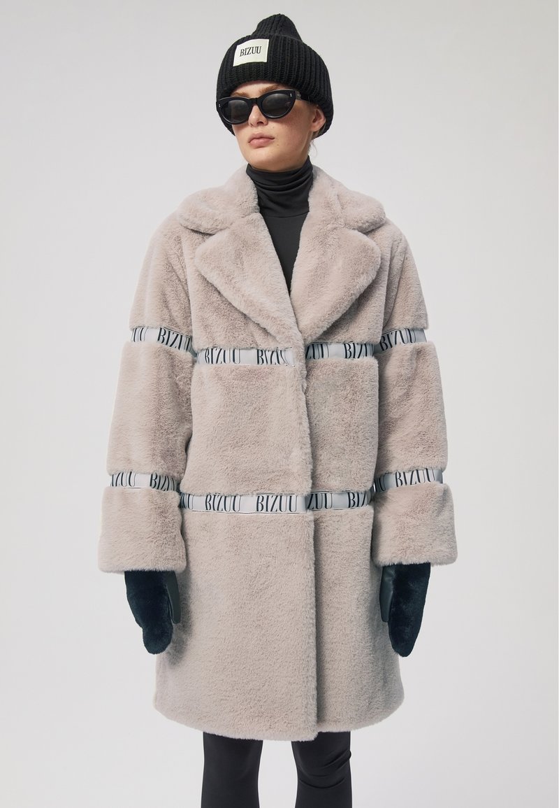 BIZUU - Płaszcz zimowy/beżowy - Zalando.pl