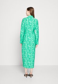 Envii VICTORIA LONG DRESS - Robe chemise - green/vert - ZALANDO.FR