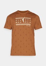 Nike Performance WNBA CREW TEE - T-shirts print - light british tan ...