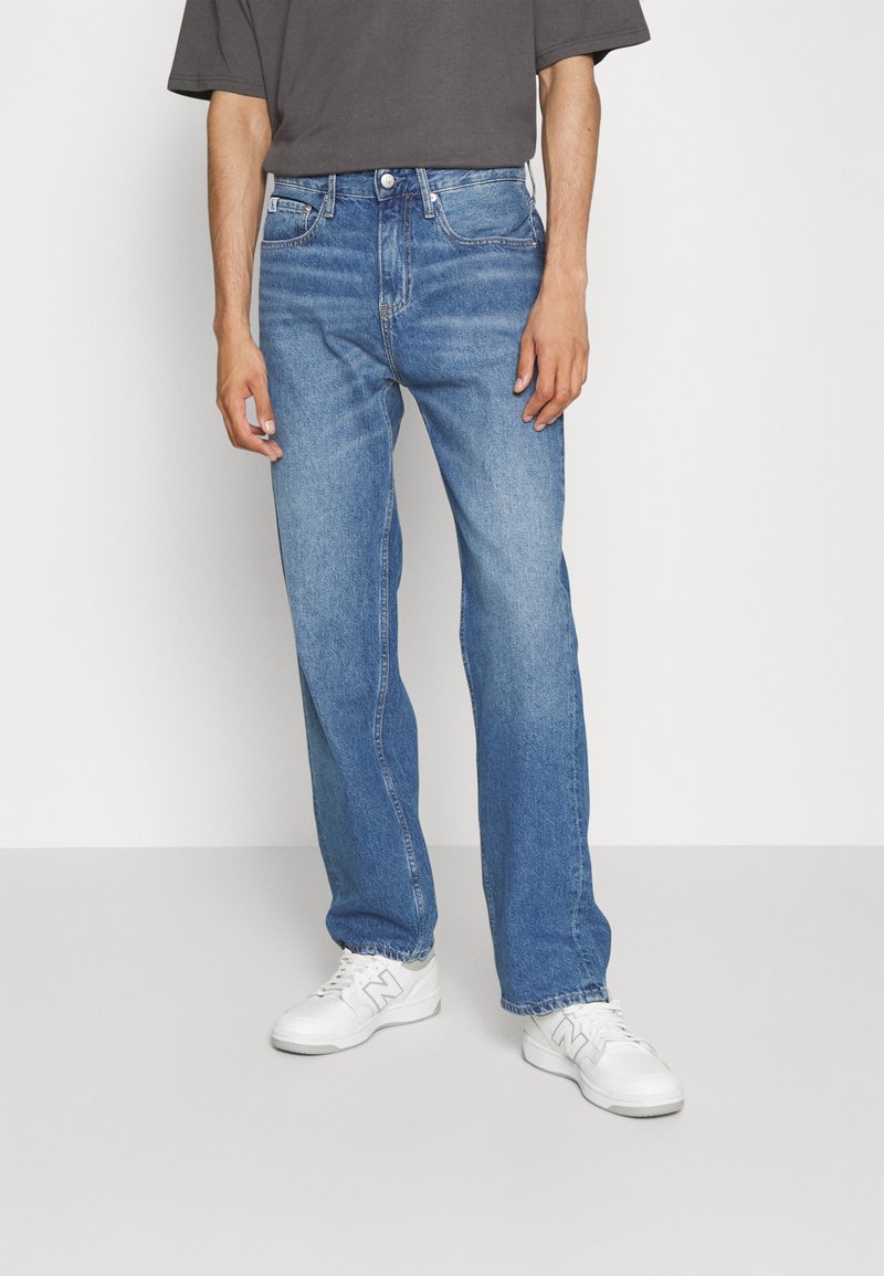 Calvin Klein Jeans STRAIGHT - Jean droit - denim medium/denim bleu ...