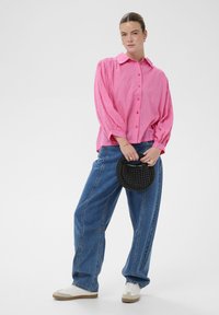 Kaffe GABRIELA - Button-down blouse - pink power/pink - Zalando