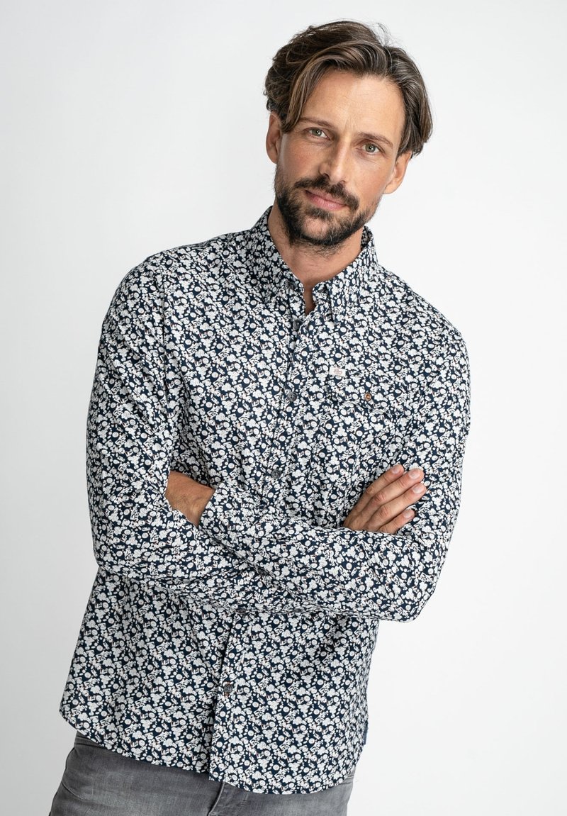 Petrol Industries WITH A SUBTLE ALL-OVER PRINT - Shirt - midnight navy ...