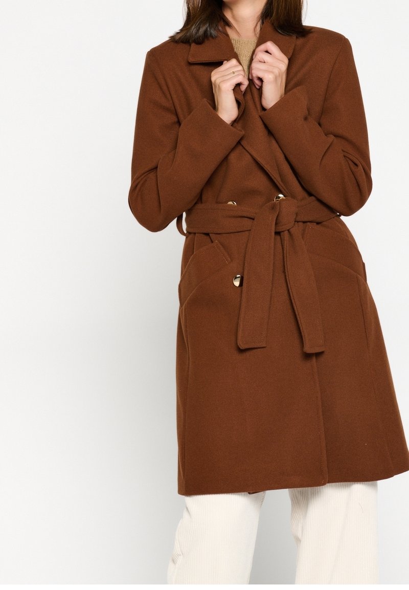 LolaLiza Short coat - camel - (Pre-owned) - Zalando