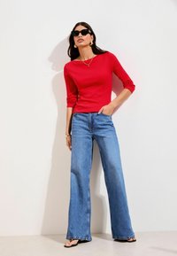 Friends Like These 3/4 SLEEVE BOAT NECK - Langarmshirt - bright red ...