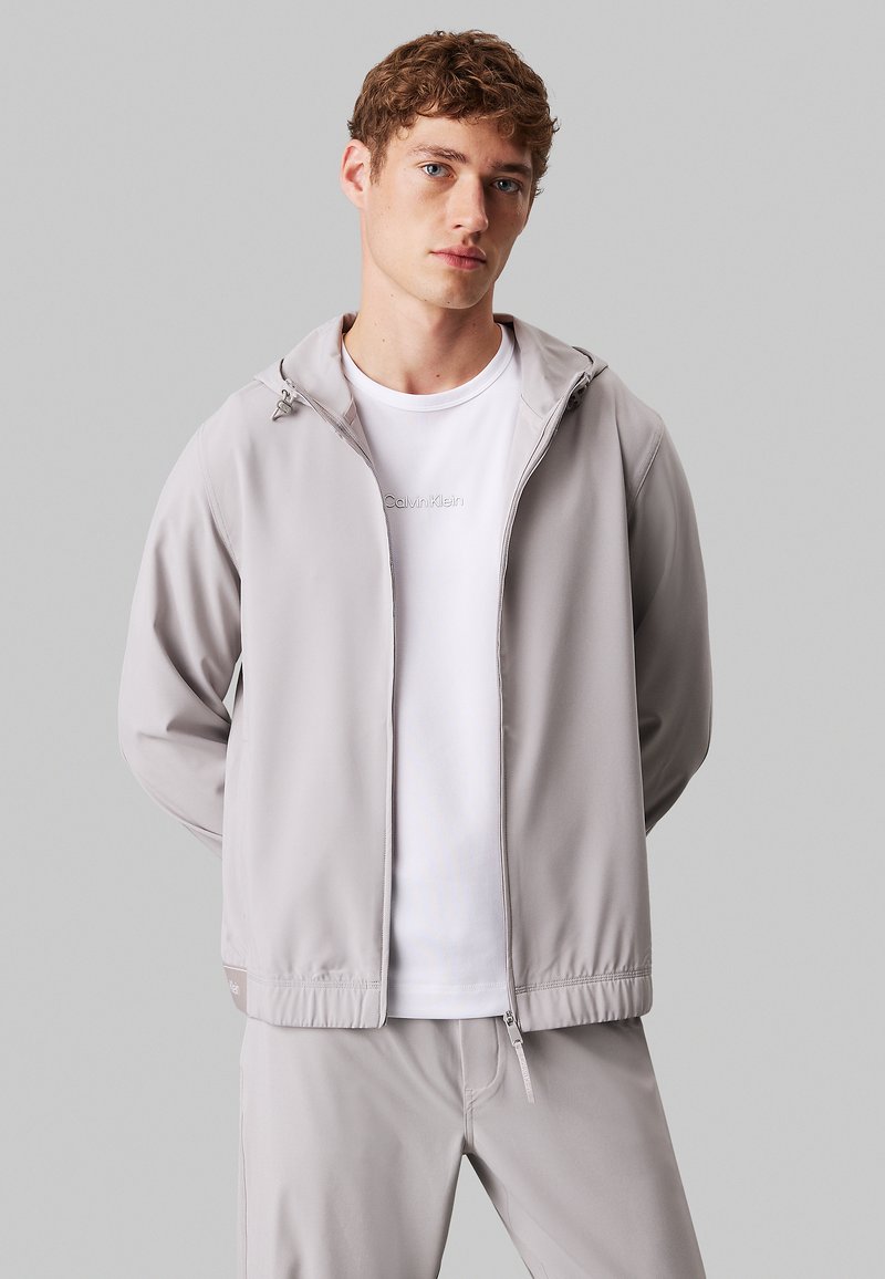 Calvin Klein Performance Giacca a vento - drizzle/grigio - Zalando.it