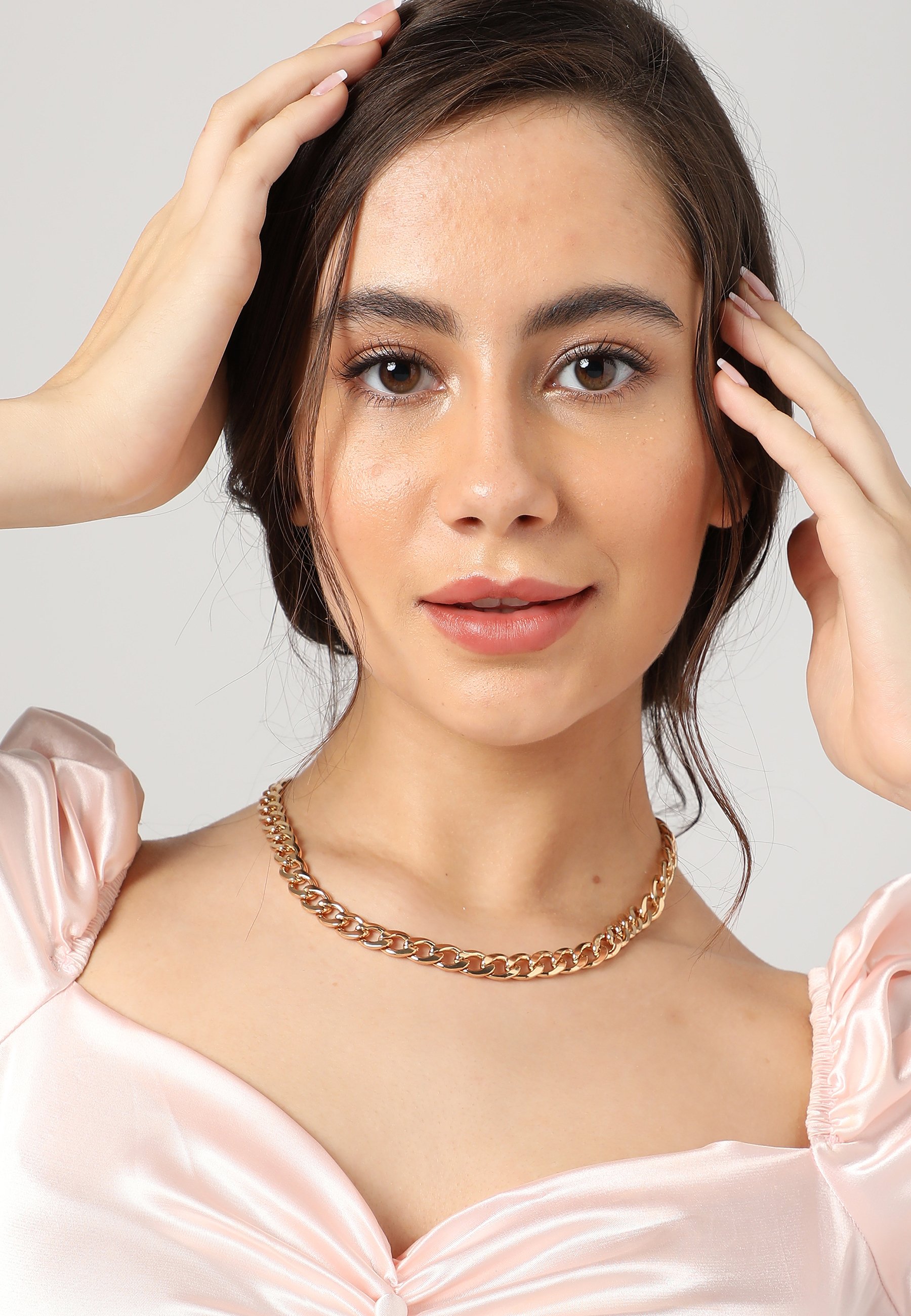 Alexandra Collier's Instagram, Twitter & Facebook on IDCrawl