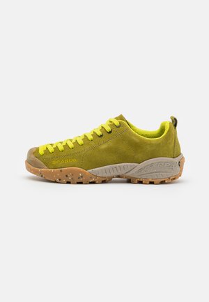 Scarpa MOJITO WRAP GTX - Chaussures de marche - gold rose/moutarde - ZALANDO.CH