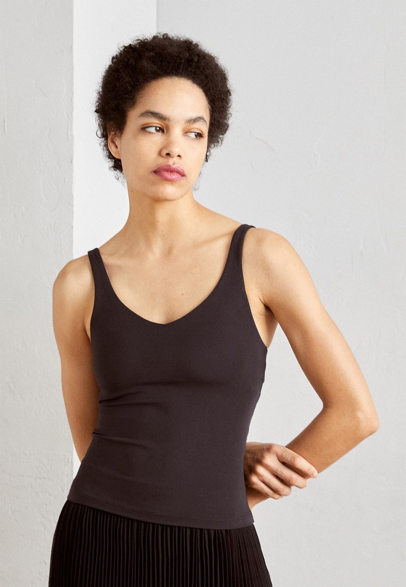 aerie REAL ME LOW KEY TANK - Top - true black/schwarz - Zalando.de