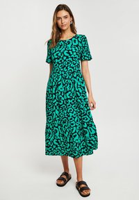 Threadbare THB SNOW TIERRED - Robe de jour - black mix/noir - ZALANDO.FR