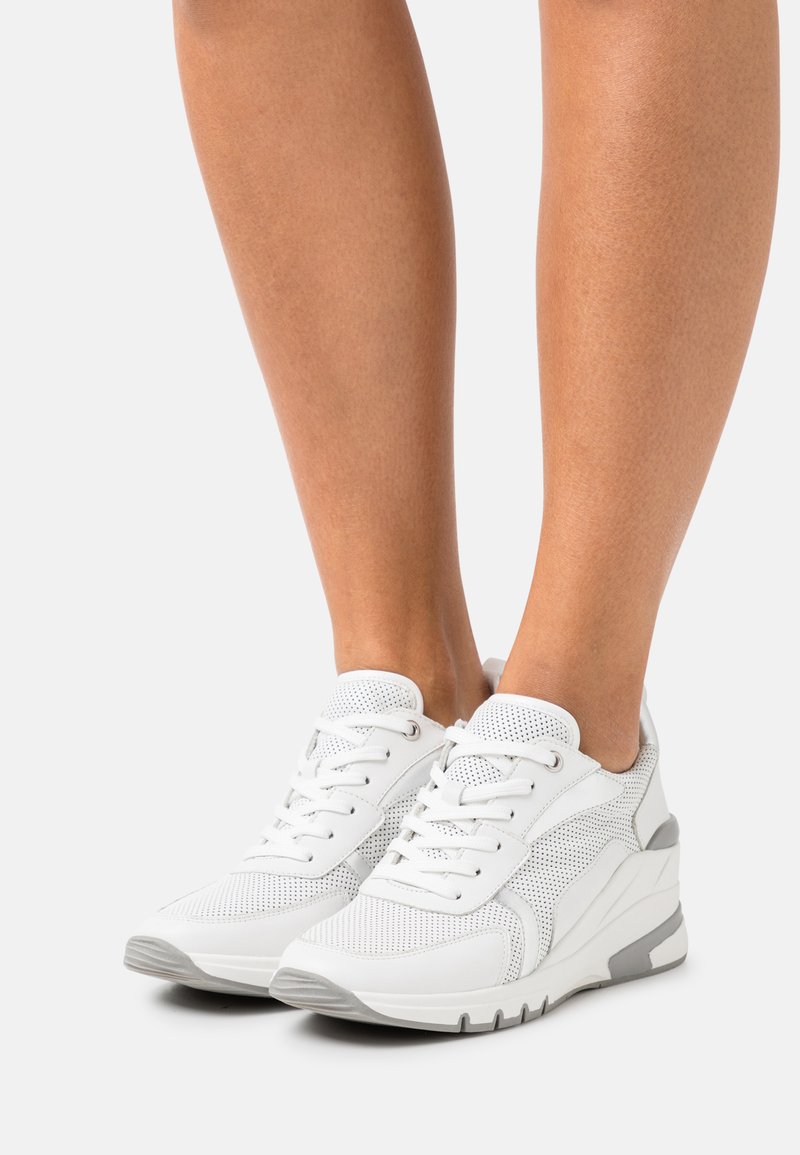 Caprice Trainers - white/silver/white - Zalando