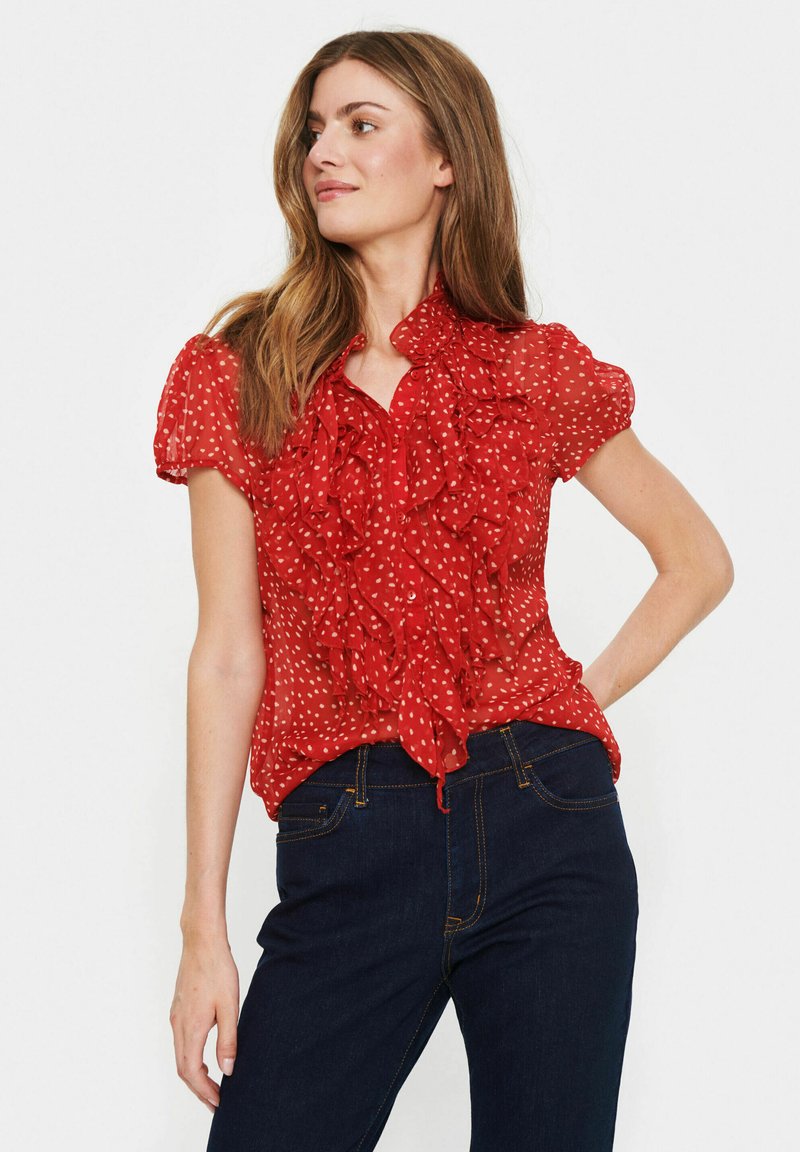 Saint Tropez LILLYSZ DREA SS DOT - Hemdbluse - tango red drea dot/rot ...