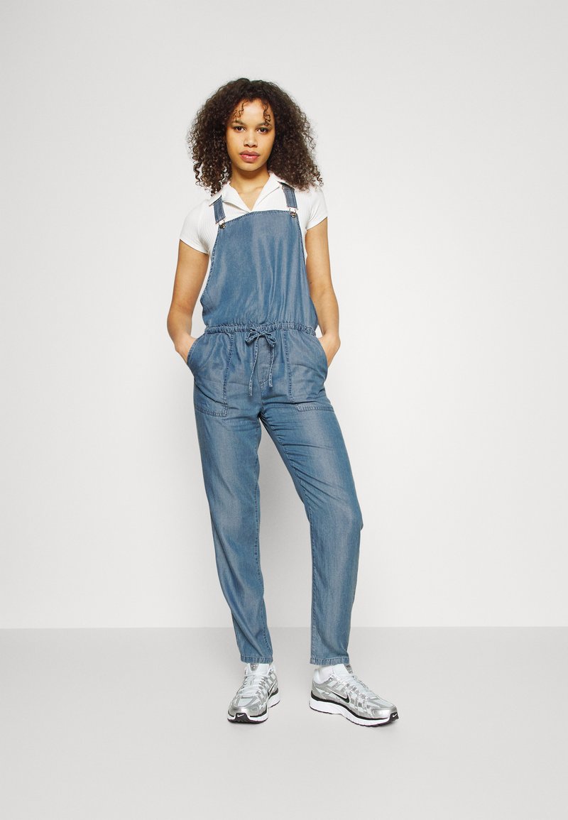 ONLY Tall ONLAMIRA OVERALL - Peto - medium blue denim/blue denim ...