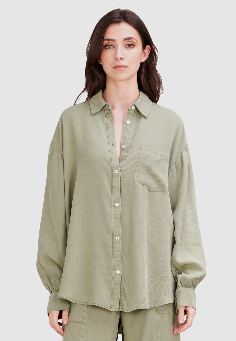 True Religion Button-down blouse - military/green - Zalando