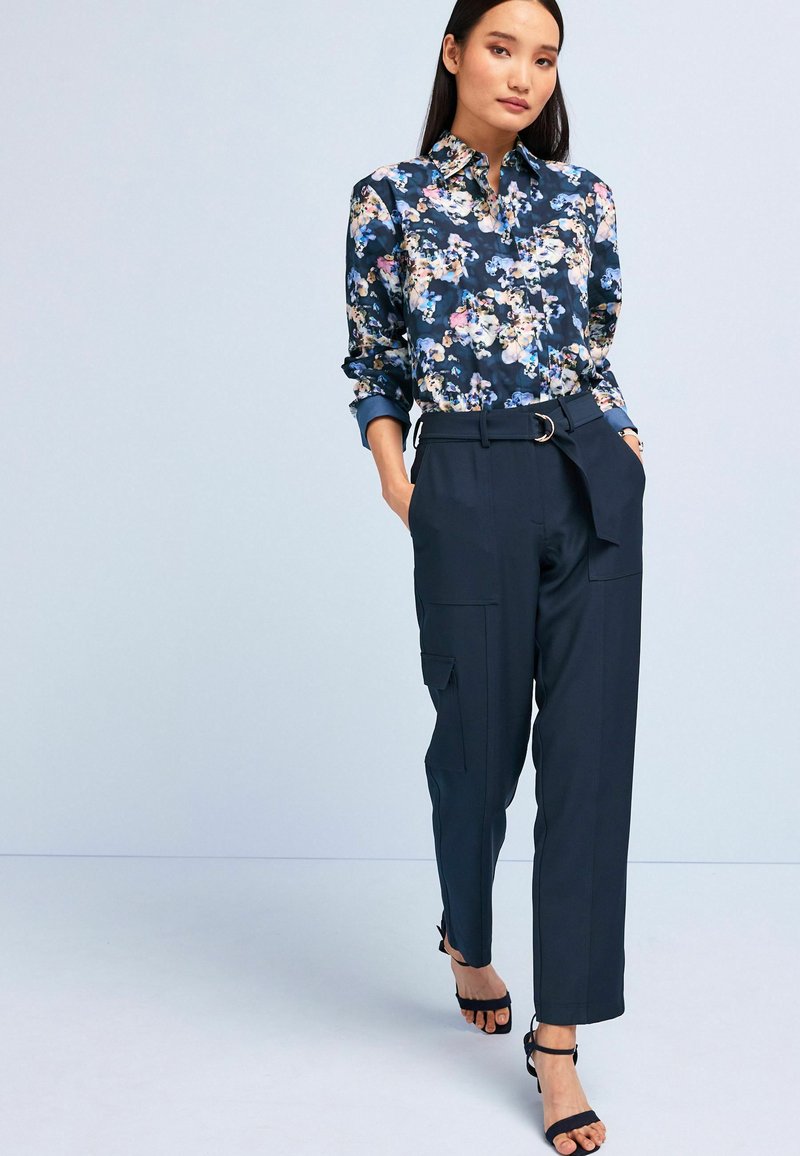 Next SIGNATURE SHIRT WITH CONCEALED PLACKET - Camisa - blue/azul ...