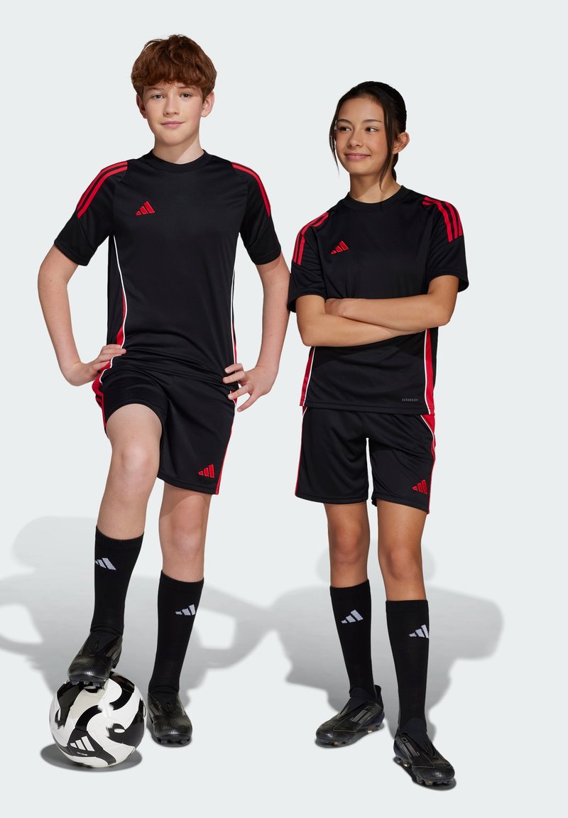 adidas Performance TIRO 24 KIDS - Kurze Sporthose - black pure ruby ...