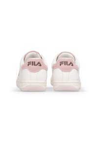 Fila FOOTWEAR CROSSCOURT 2 NT PATCH WMN - Baskets basses - white/pale ...