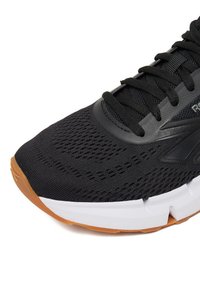 Reebok EO-ZIG DYNAMICA 6 100225495 - Tréningová obuv - black/čierna ...