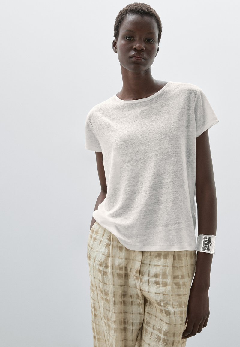 Massimo Dutti SHORT SLEEVE - Basic T-shirt - white - Zalando.co.uk