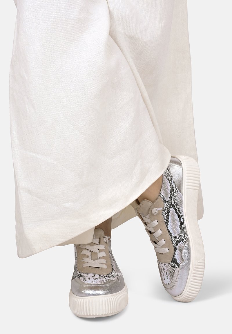 Crickit SNEAKER OAKLI - Baskets basses - beige/schwarz/beige - ZALANDO