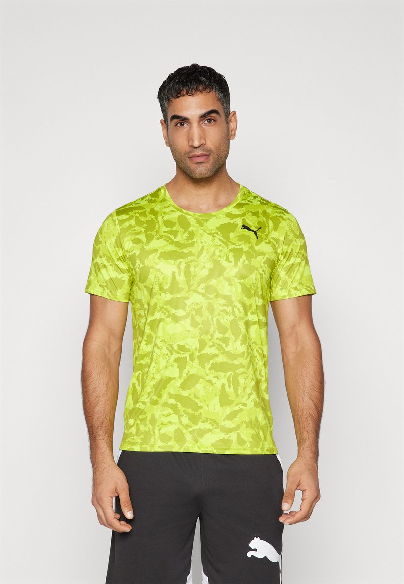 Puma TRAIN TEE - Sports T-shirt - green - Zalando.co.uk
