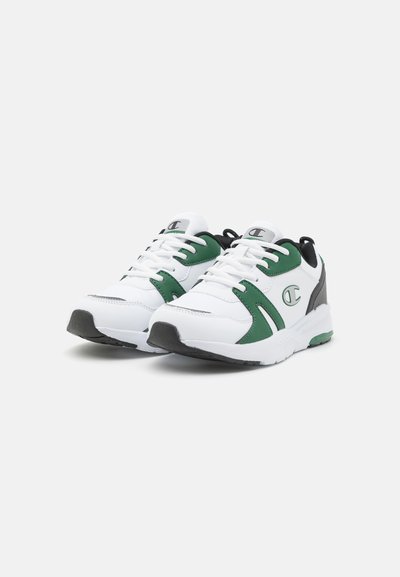 Champion RAMP UP UNISEX - Training shoe - white/new black/green/white ...