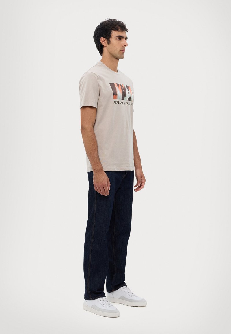 Armani Exchange Print T-shirt - string/taupe - Zalando.co.uk