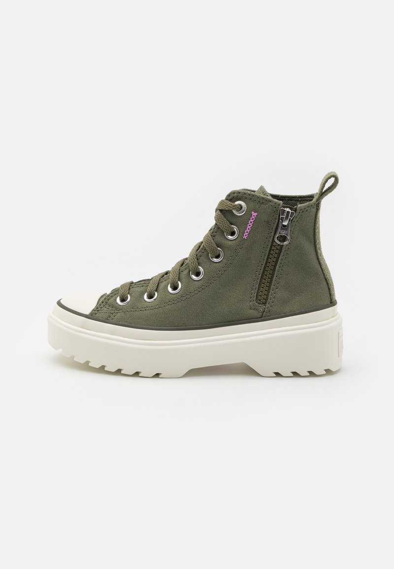 Converse CHUCK TAYLOR ALL STAR LUGGED LIFT PLATFORM REMASTERED UNISEX ...