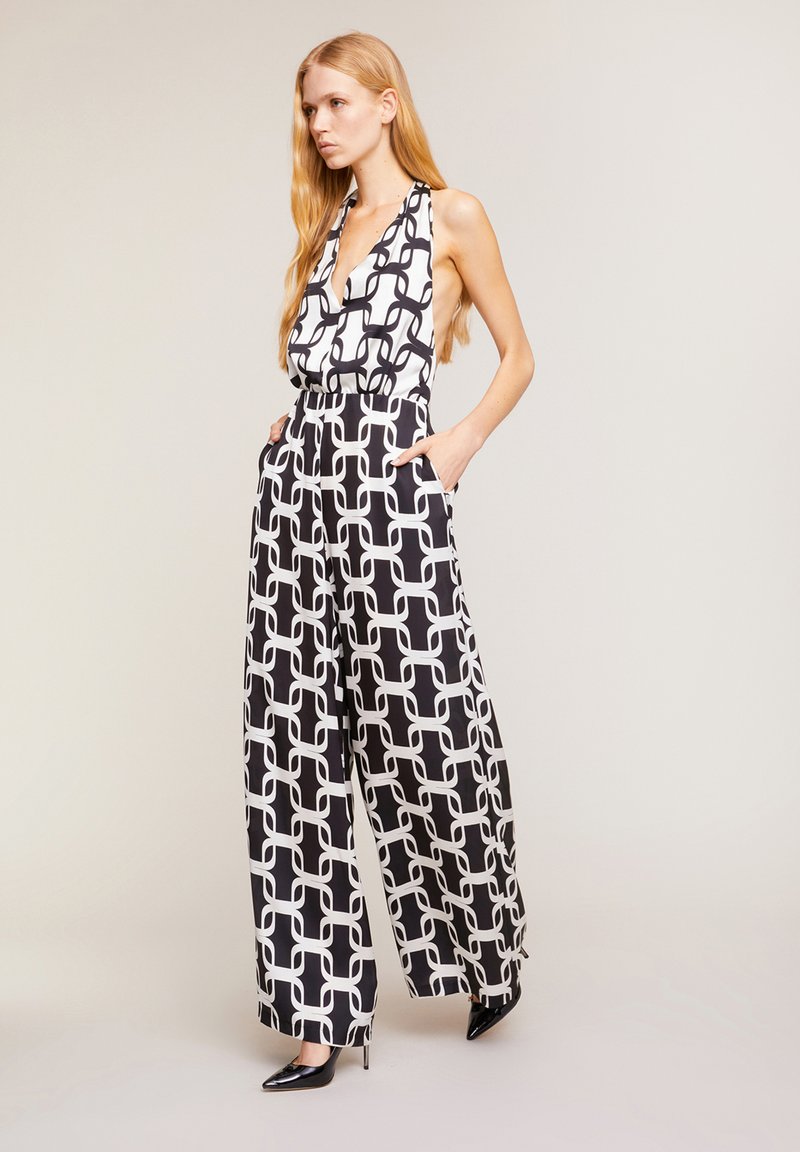 Motivi LUNGA IN FANTASIA CATENE - Jumpsuit - bianco/weiß - Zalando.de