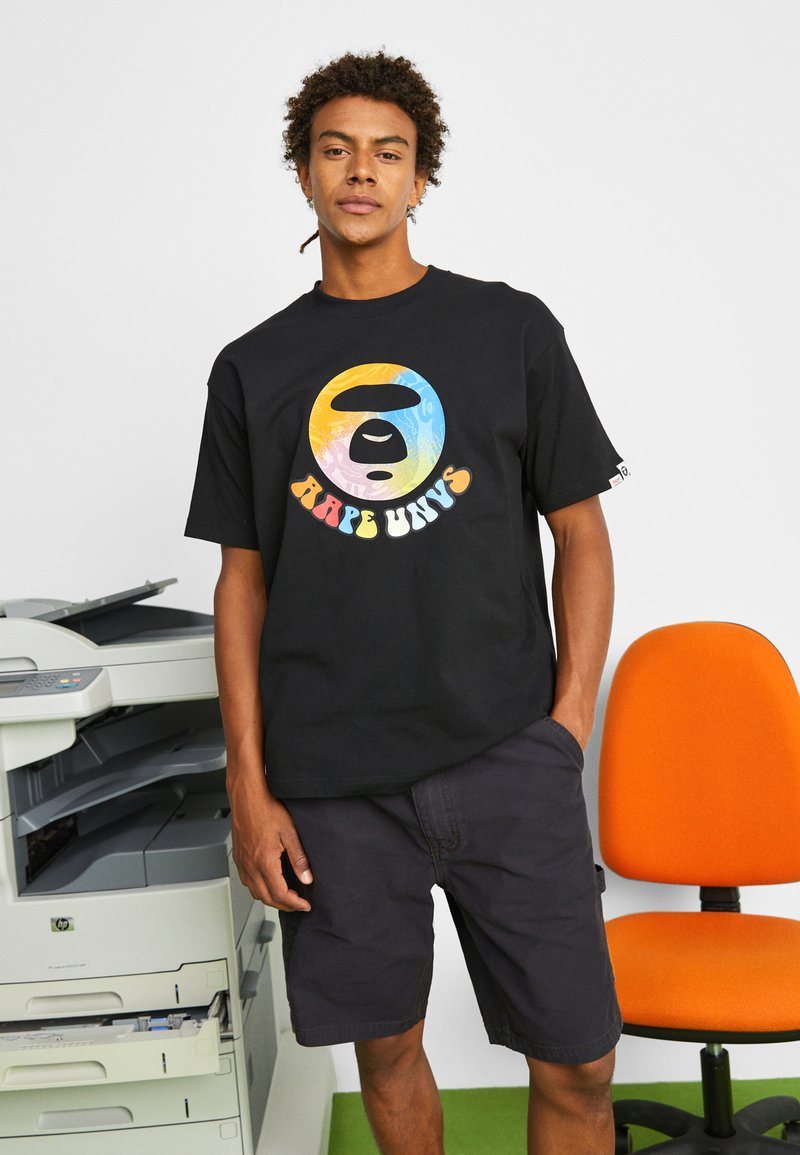AAPE By A Bathing Ape PLANET OF THE APES REFERENCE PEACE - T-shirt ...