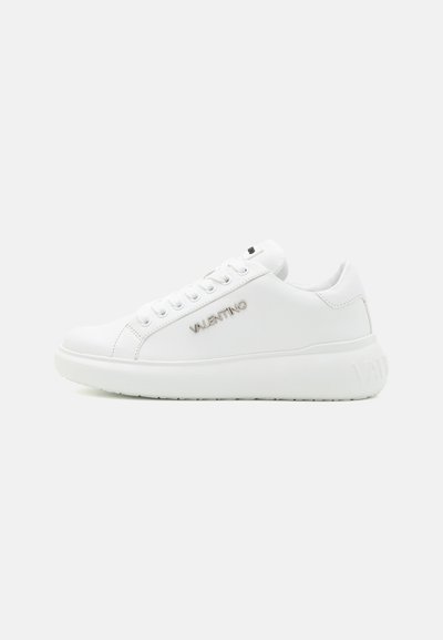 DKNY JAMIAH - Joggesko - white/black/hvit - Zalando.no