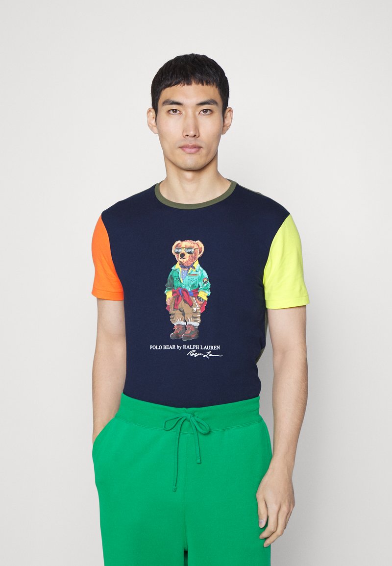 Polo Ralph Lauren CUSTOM SLIM FIT POLO BEAR T-SHIRT - Print T-shirt - cruise navy/dark blue ...