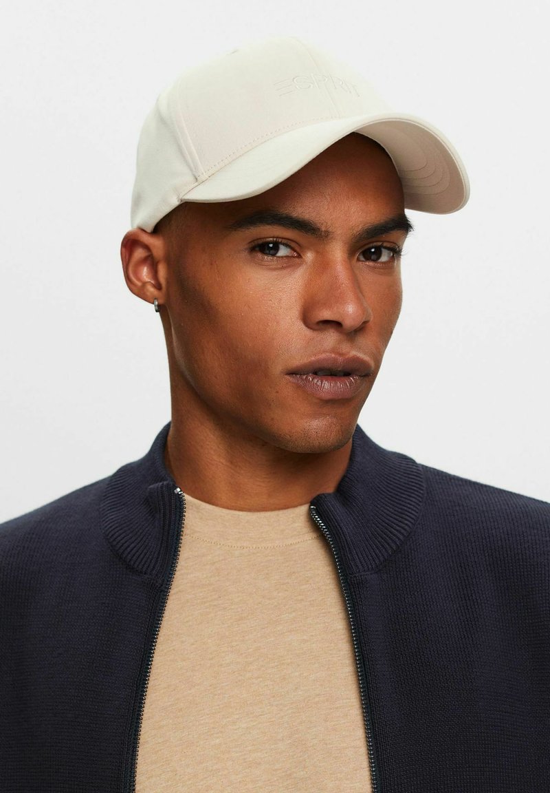 Esprit Cap - sand - Zalando.co.uk