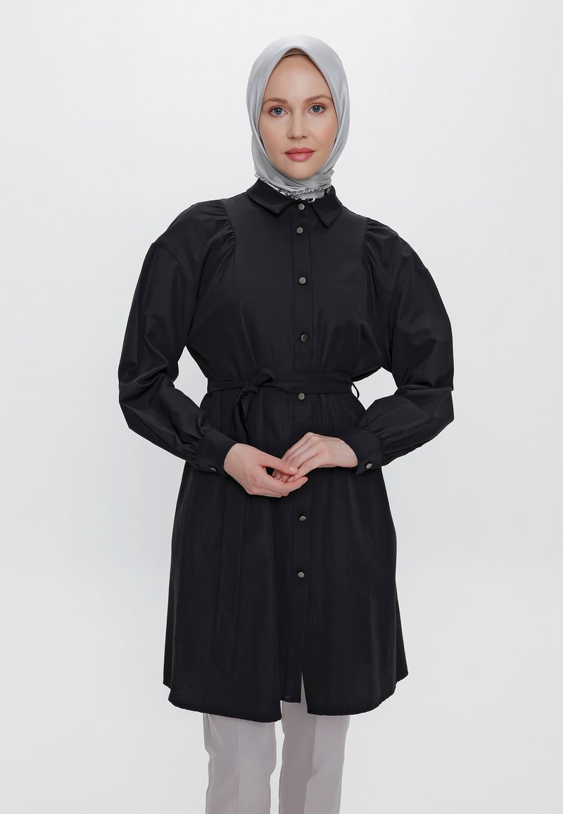 Armine SHOULDER SMOCKING DETAILED FRONT BUTTON AND TIE - Button-down ...