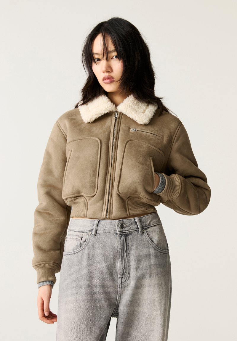 PULL&BEAR DOUBLE-FACED - Winter jacket - ochre - Zalando