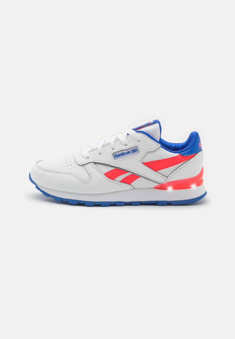 Reebok Classic CLASSIC STEP N FLASH UNISEX - Trainers - white - Zalando.ie