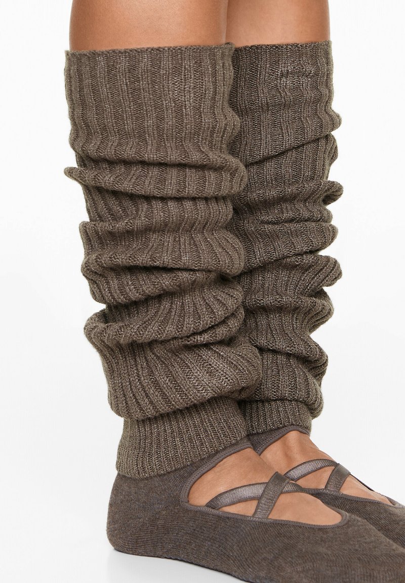 OYSHO Leg sleeves - brown - Zalando.ie