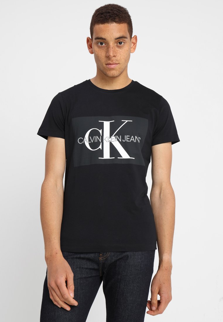 Calvin Klein Jeans Core Monogram Box Logo Slim Tee T Shirt Imprimé