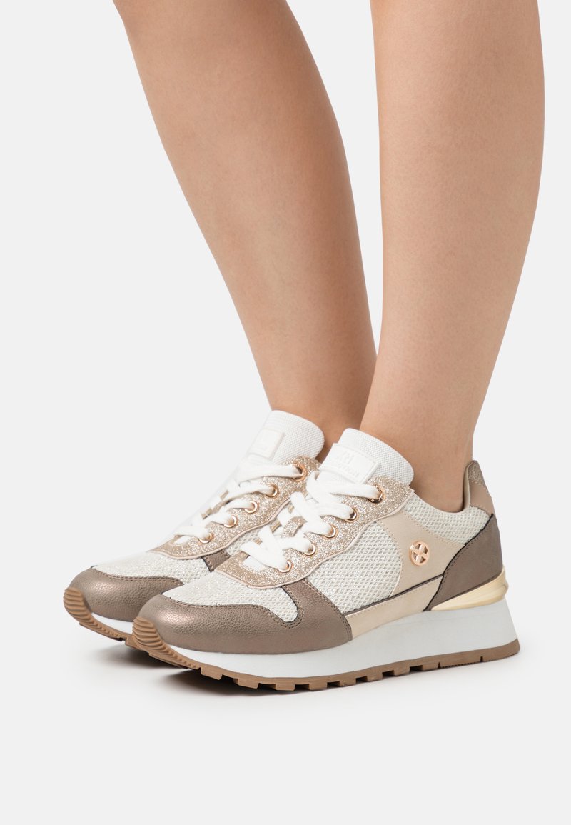 XTI Sneakers basse - beige - Zalando.it