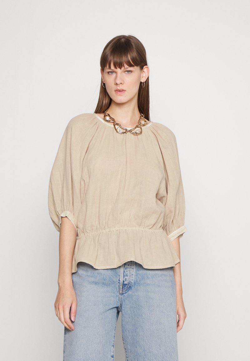 SUMMERY Copenhagen ANAIS SHORT SLEEVE - Freizeitkleid - doeskin/tan ...