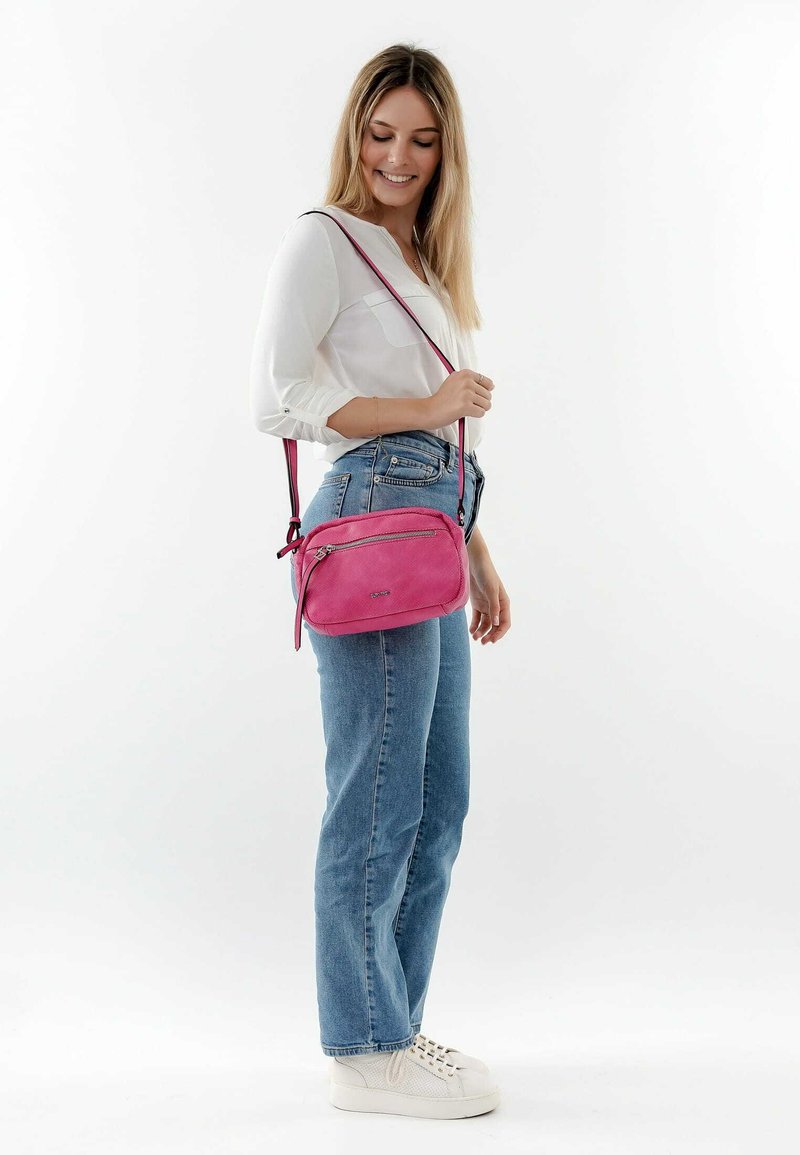 SURI FREY SUZY - Skuldertasker - pink/pink - Zalando.dk