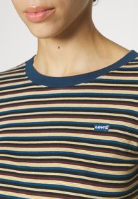 Levi's® BABY TEE - Topper langermet - reanna/caviar/flerfarget - Zalando.no