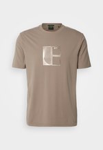 BOSS TEE 5 - T-Shirt print - beige/hellgrün - Zalando.de