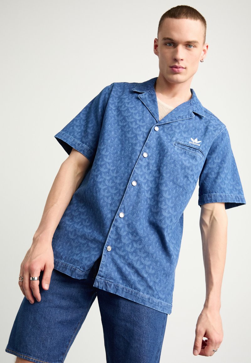 adidas Originals MONOGRAM - Shirt - light denim/blue - Zalando