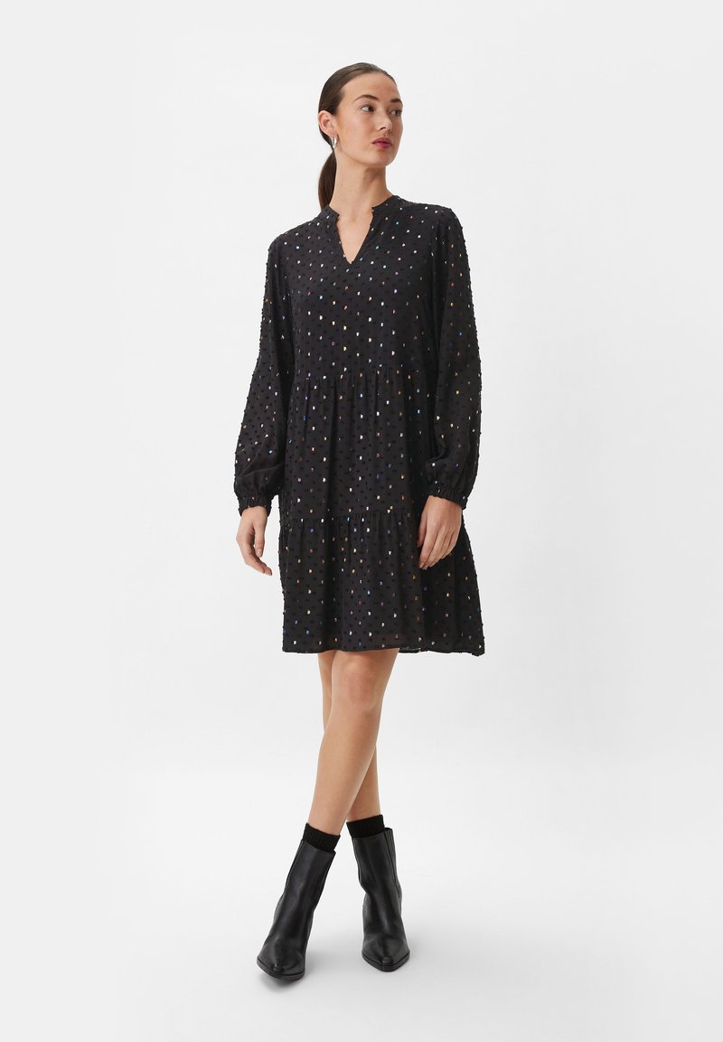 comma casual identity VOLANT MIT ALLOVER-EFFEKTPRINT - Freizeitkleid ...