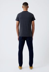 French Connection RINGER NECK SHORT SLEEVE - Basic T-shirt - charcoal ...