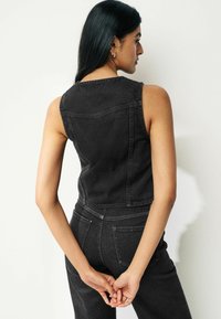 Next REGULAR FIT - Weste - black/schwarz - Zalando.at