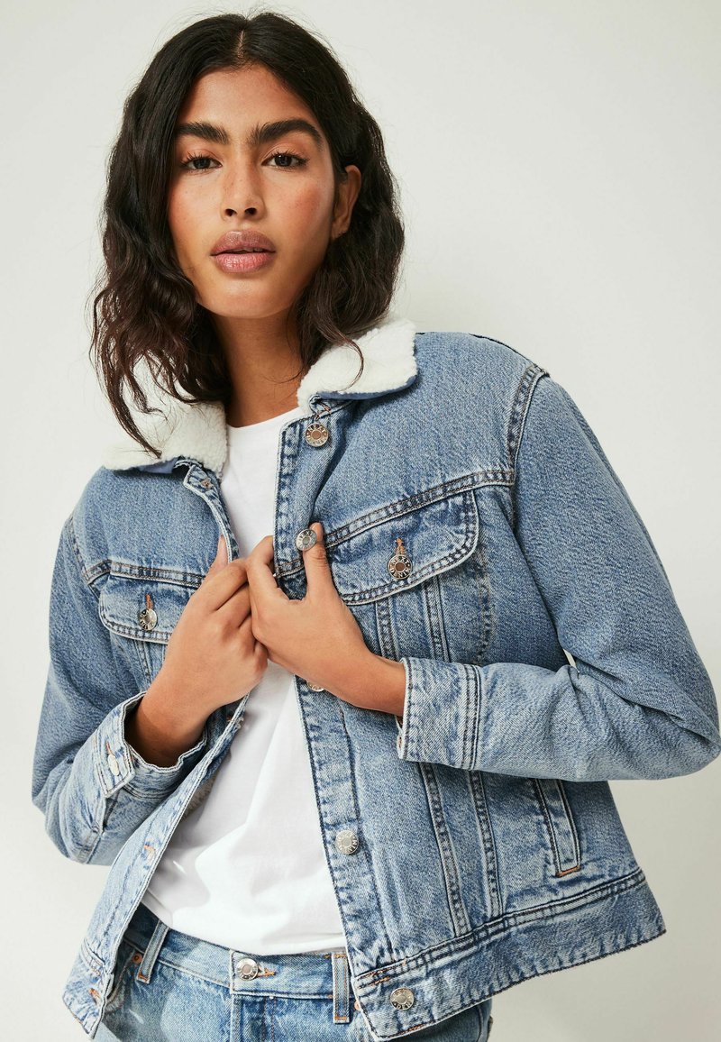 Next REGULAR FIT - Denim jacket - mid blue/blue - Zalando.de