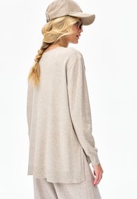 blue shadow Z084 - Jumper - beige/grey - Zalando
